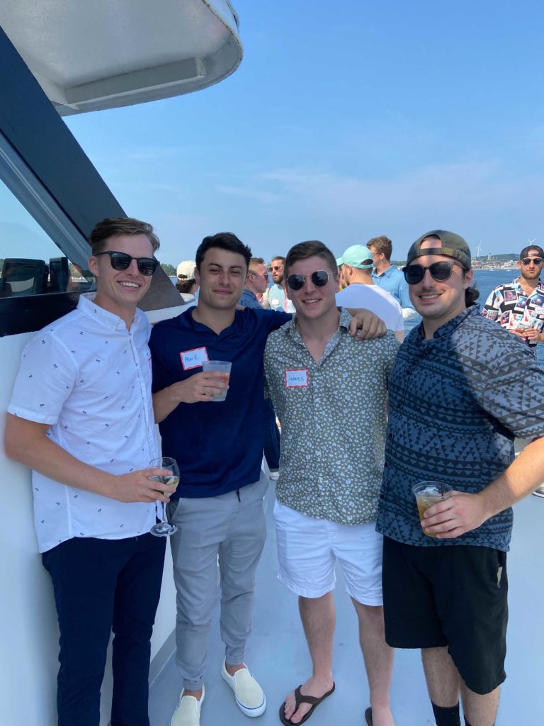 Join Us | Sales Careers | Reveneer